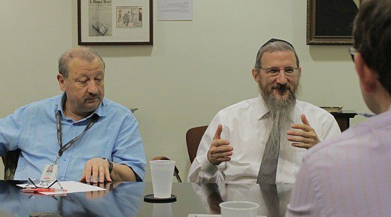 Rabbis Lauded by Vladimir Putin for Fight Against Neo-Nazis – The Forward