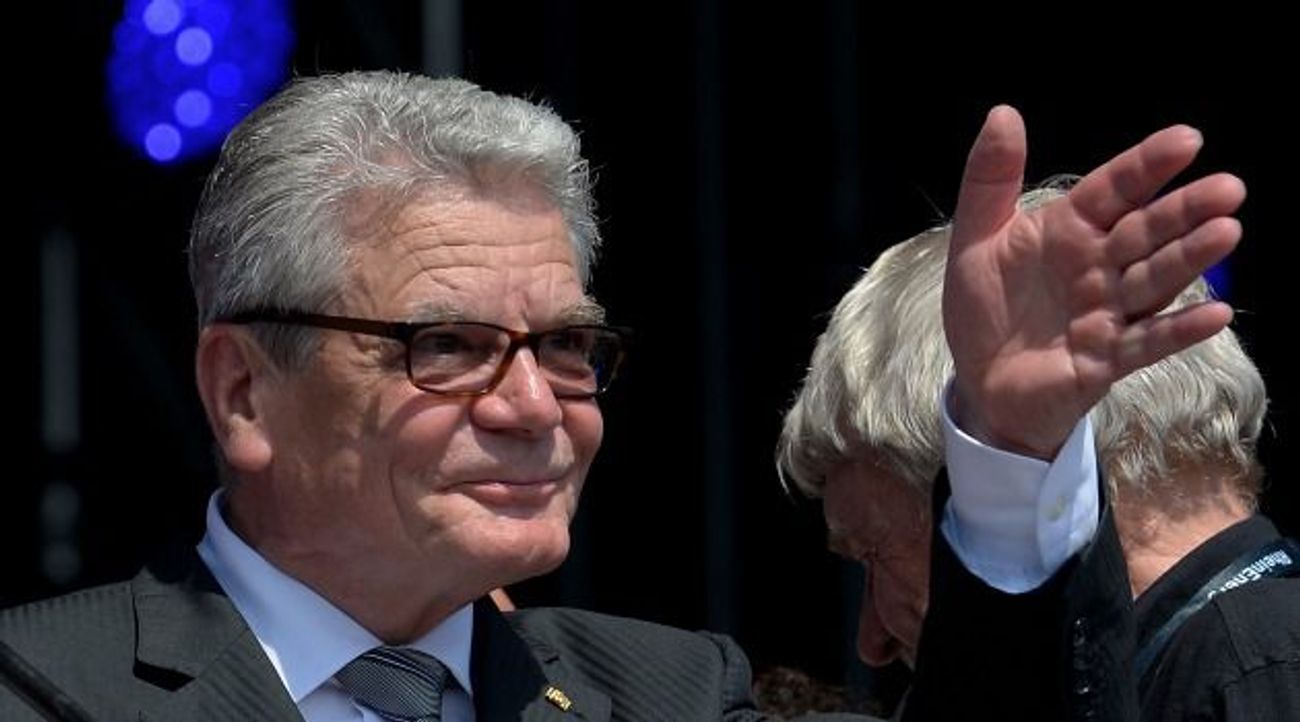 German President Gets OK To Call Neo-Nazis 'Nut Cases' – The Forward