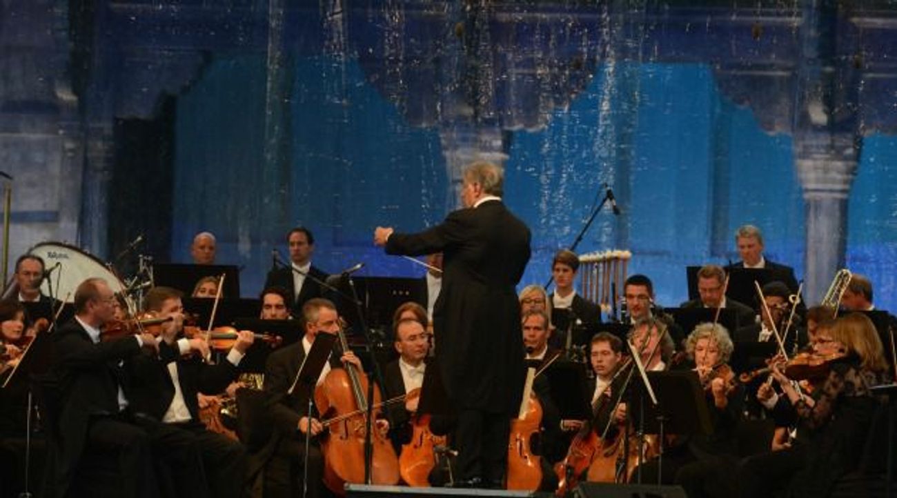 Zubin Mehta's Kahsmir Concert Strikes Sour Note – The Forward