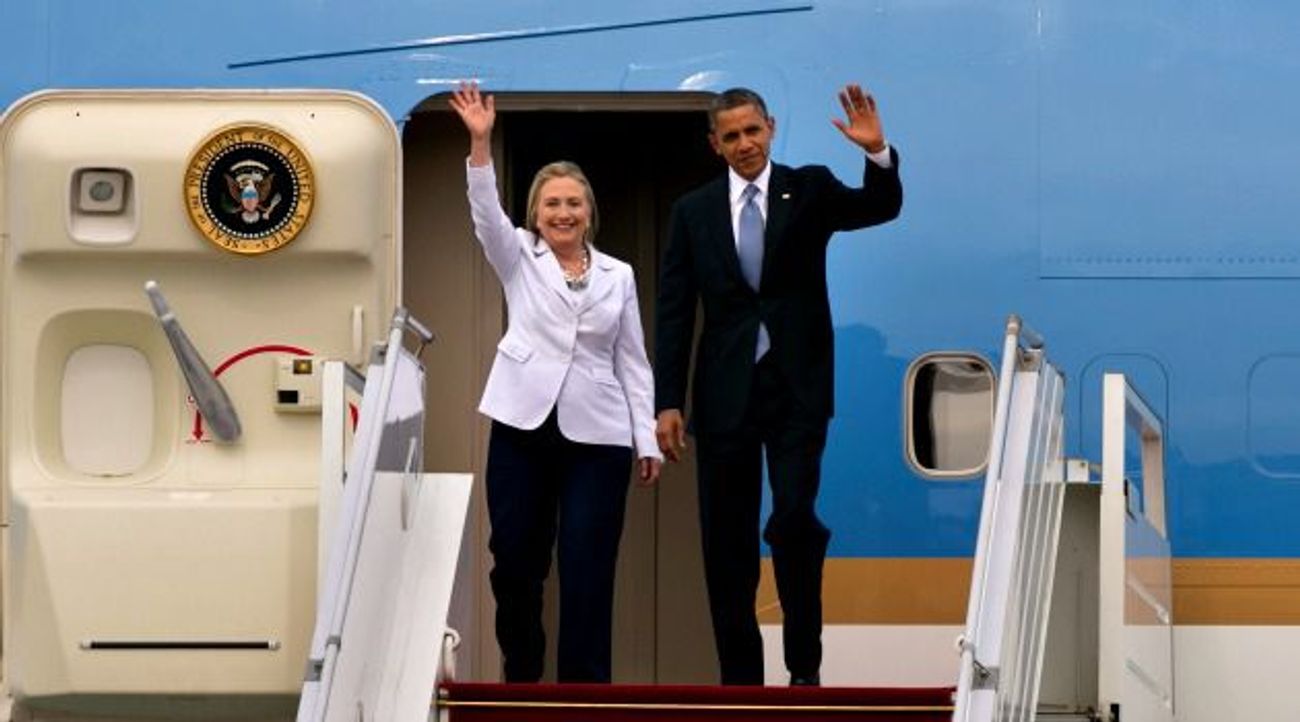 Haredi Newspaper Der Yid (Sort Of) Endorses Hillary Clinton Over Donald ...