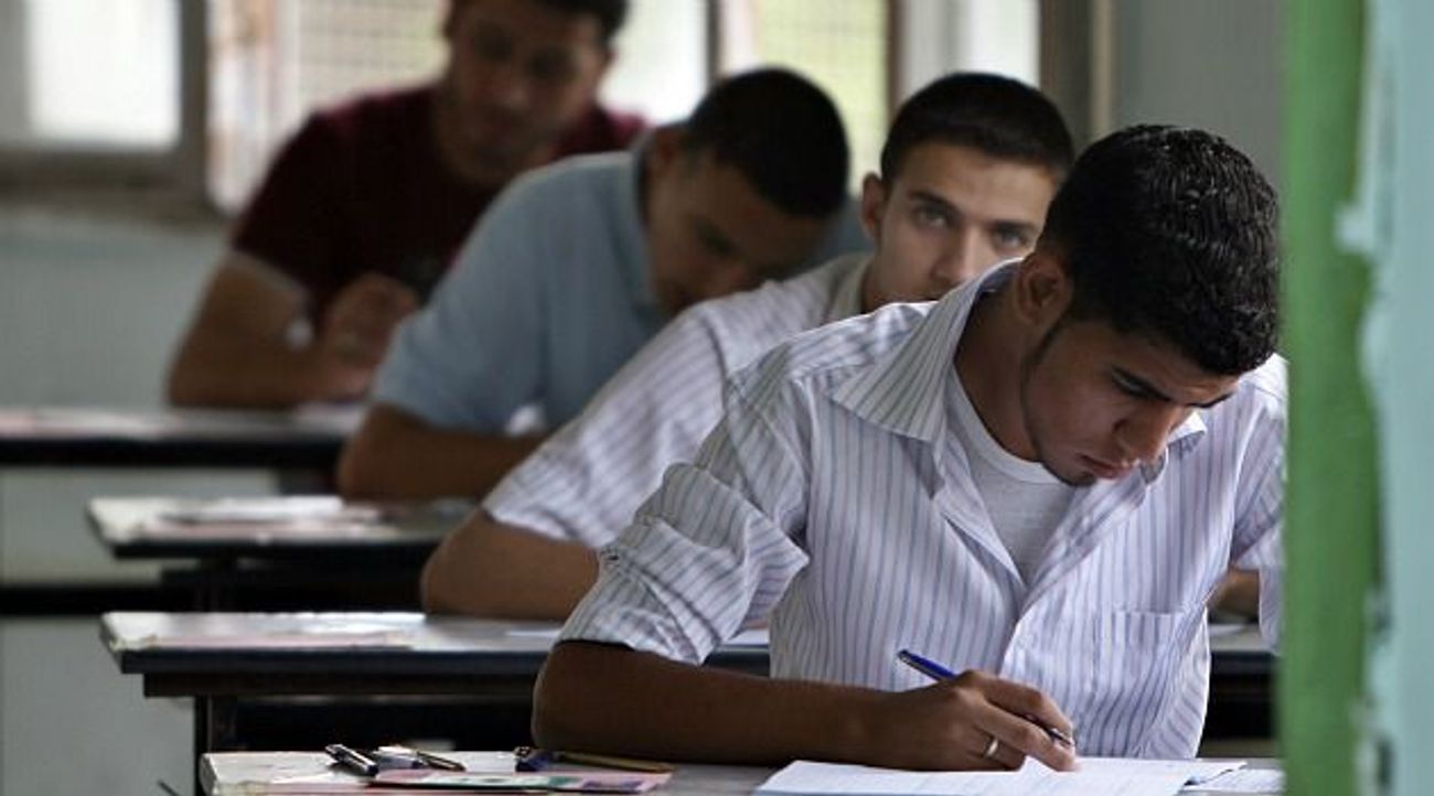 Palestinian Textbooks Don’t Vilify Jews, New Study Reveals – The Forward