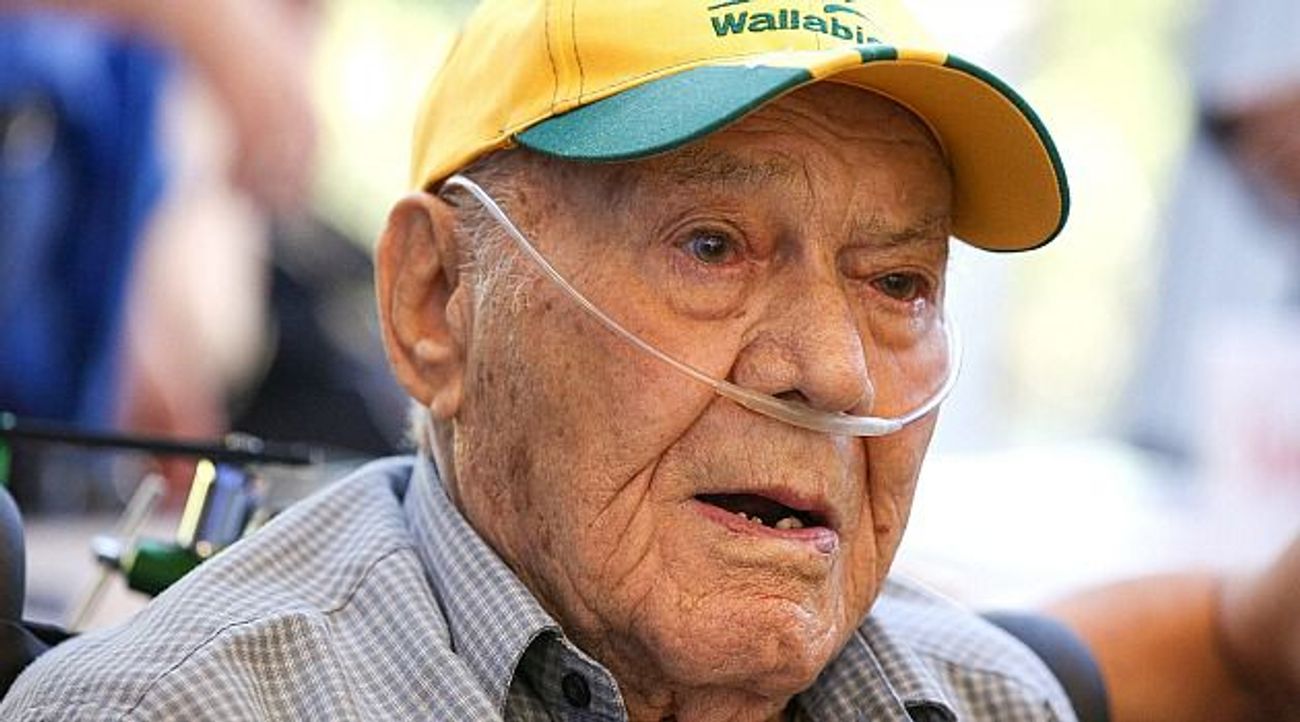 Phil Stern, Photographer to Stars, Dies at 95 – The Forward