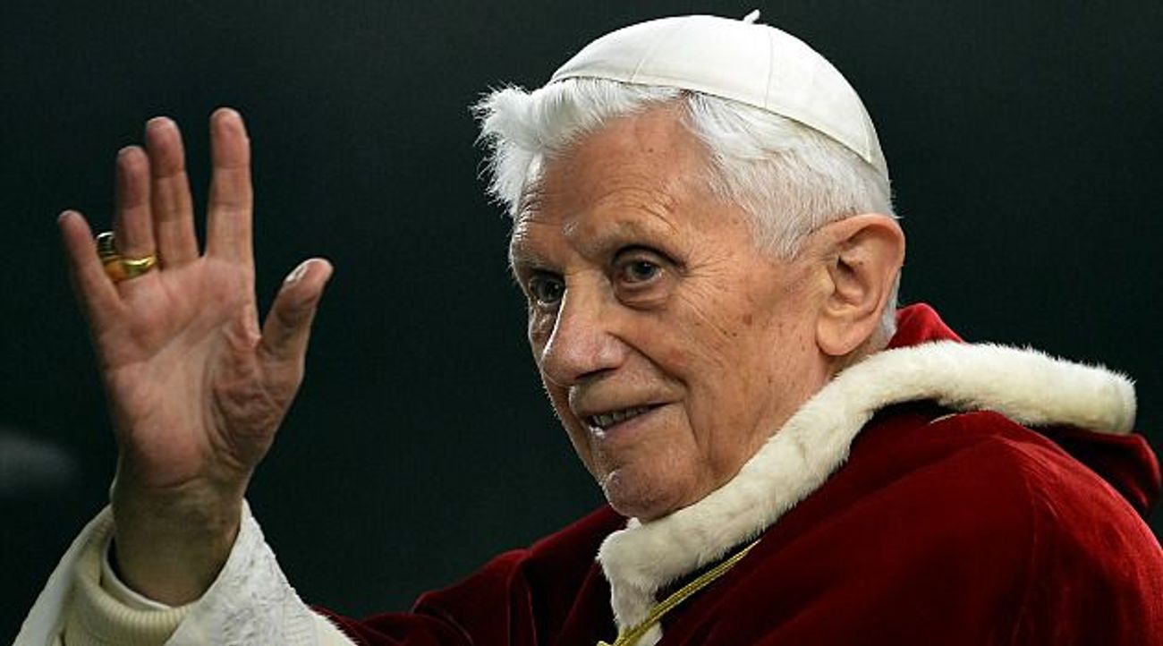 Pope Benedict Leaves Behind Mixed Record of Relations With Jews – The ...