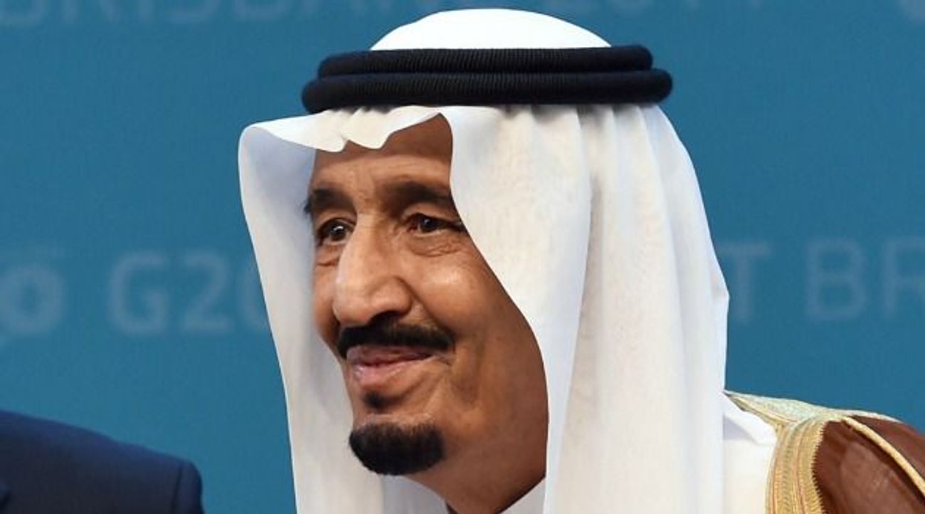 Angus McDowall – The Forward