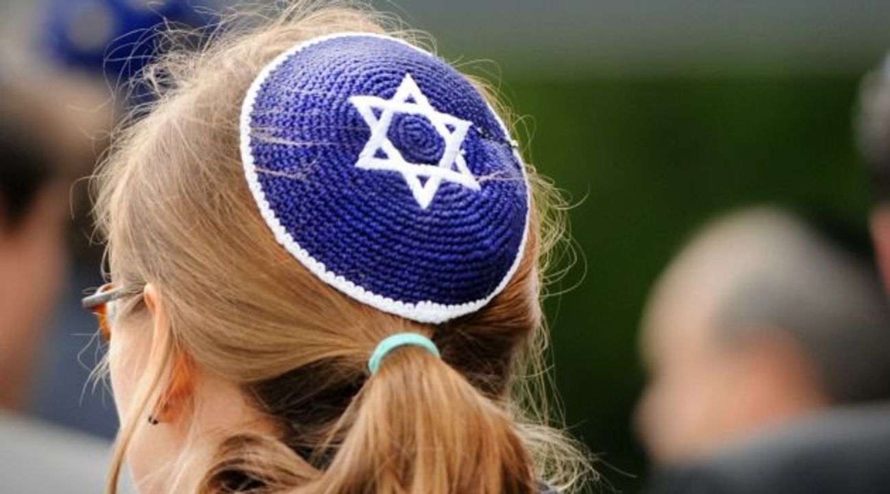 People Wearing A Kippah People Wearing A Kippah