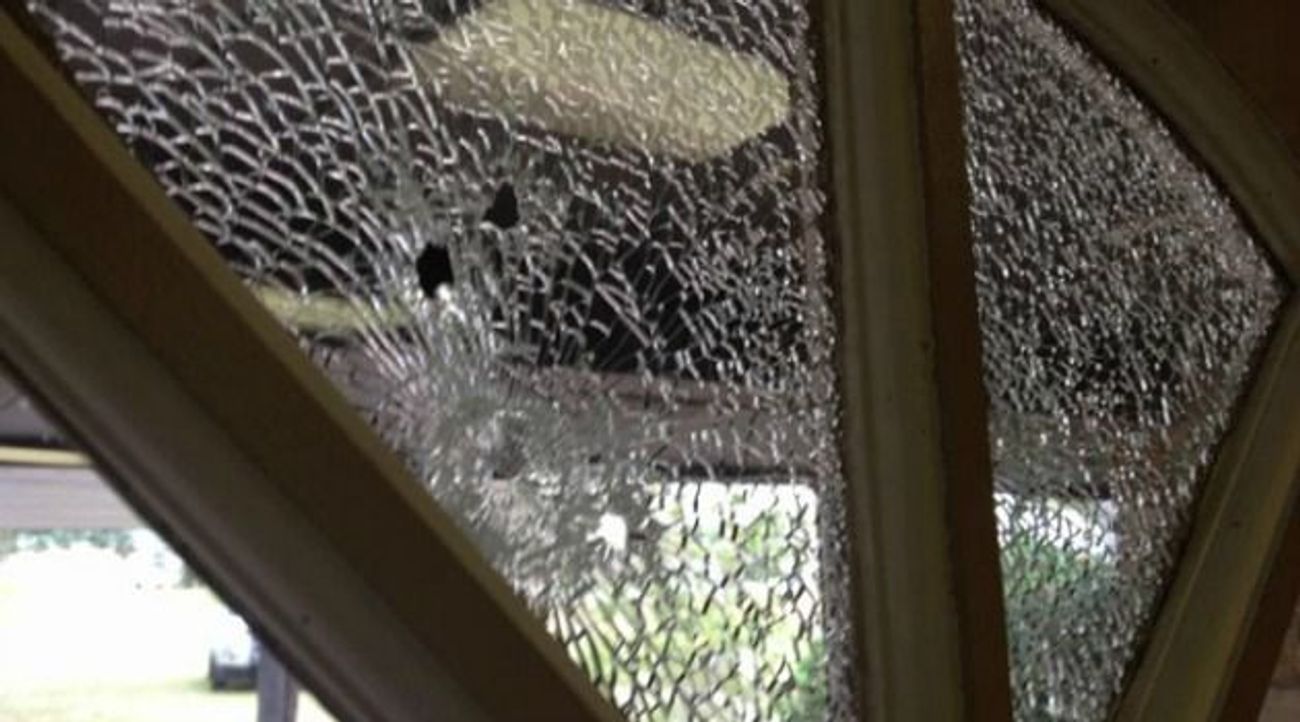 Florida Synagogue Windows Shot Out – The Forward