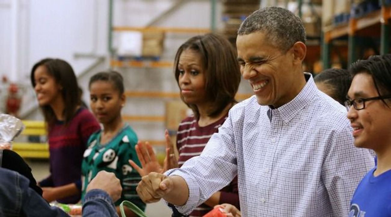 Barack Obama Touts Thanksgivukkah in Holiday Message – The Forward