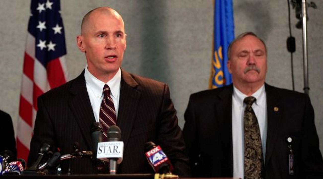 Rampage Suspect Frazier Glenn Miller Faces Federal Hate Crime — Third ...