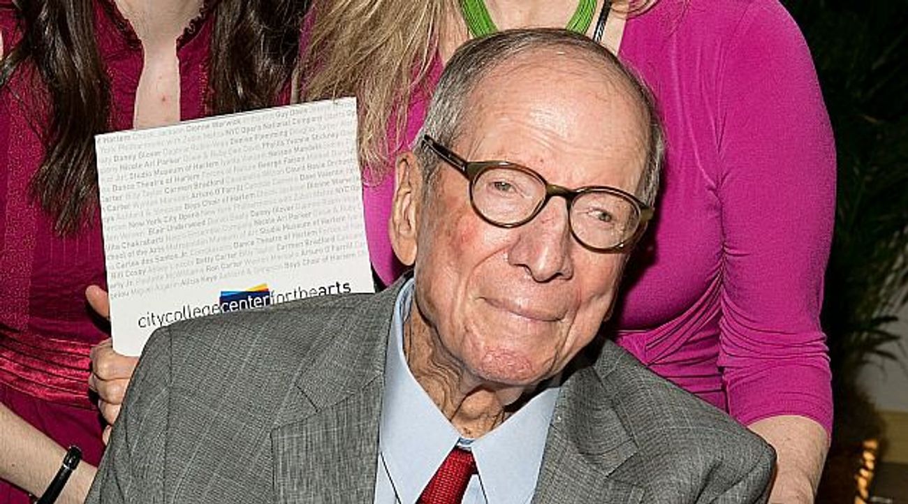 Remembering Senator Roy Goodman – The Forward