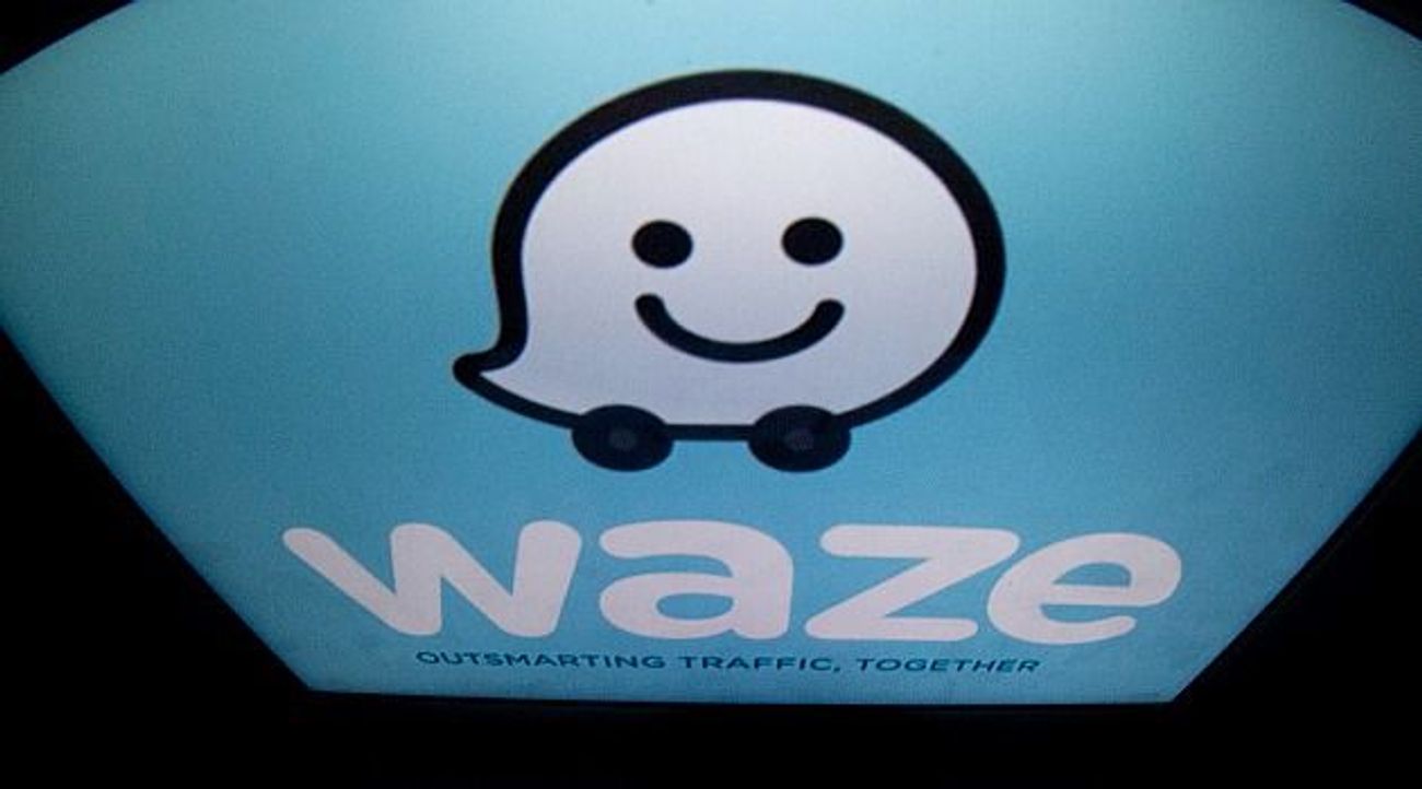Waze Users To Help Prevent Roadkill – The Forward