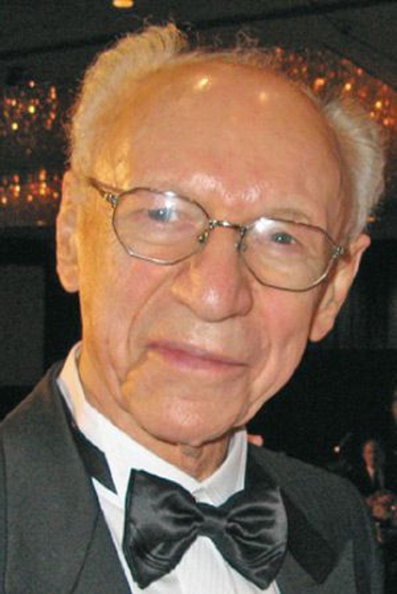 A Golden Chain – The Forward