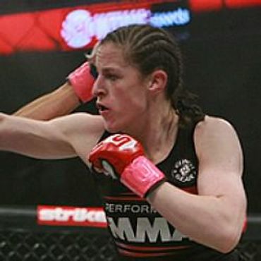 Jewish Fighter Goes to Cage – The Forward
