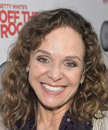 'Rhoda' Actress Has Cancer – The Forward