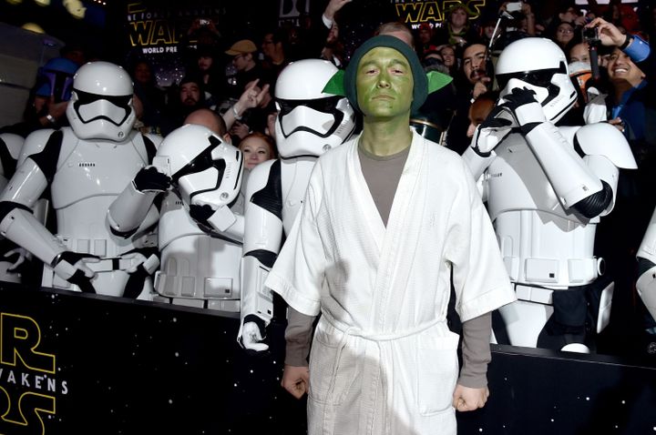 Jewish Stars and Droids Take Over 'Star Wars' Premiere – The Forward